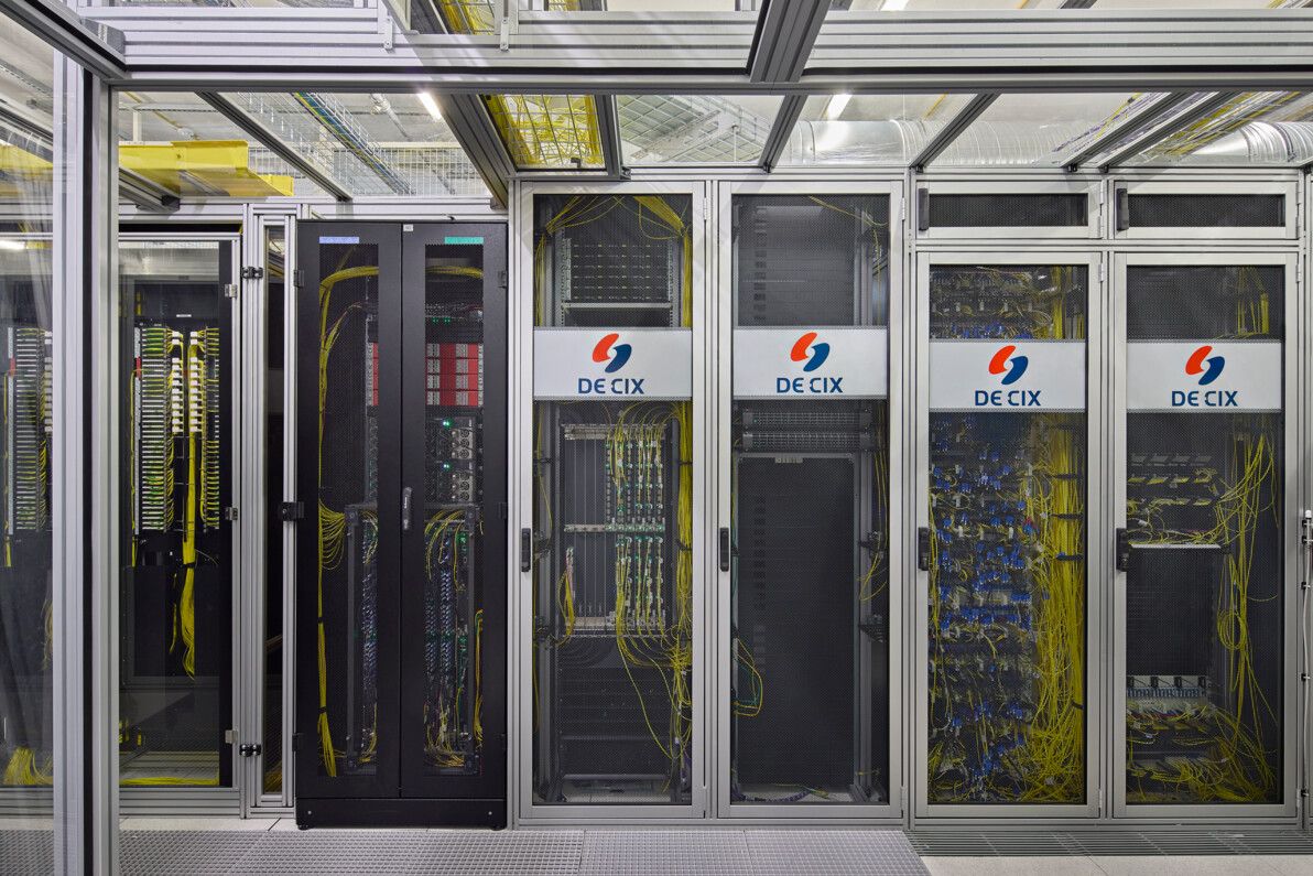 UAE-IX powered by DE-CIX: Upgrade brings 400 Gigabit Ethernet access to ...