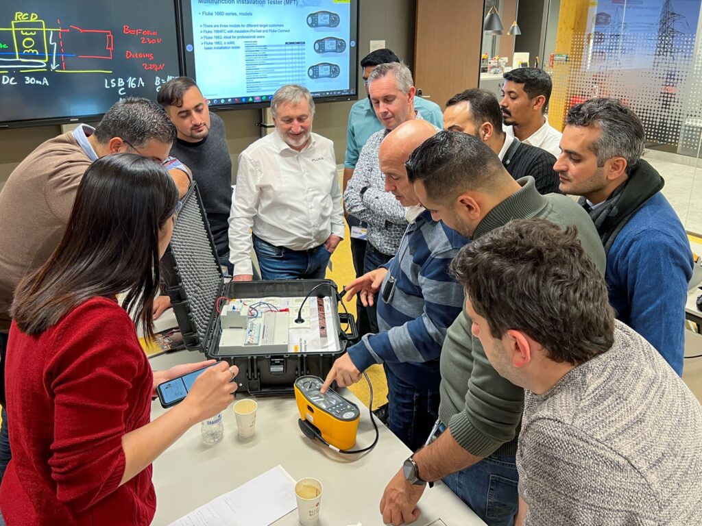 Fluke launches hands-on training courses for electrical installation ...